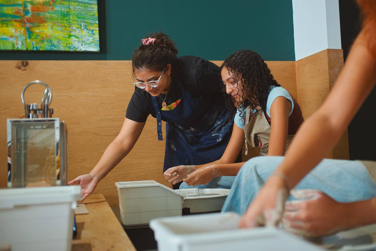 Pottery Classes in Dubai | Visit Dubai