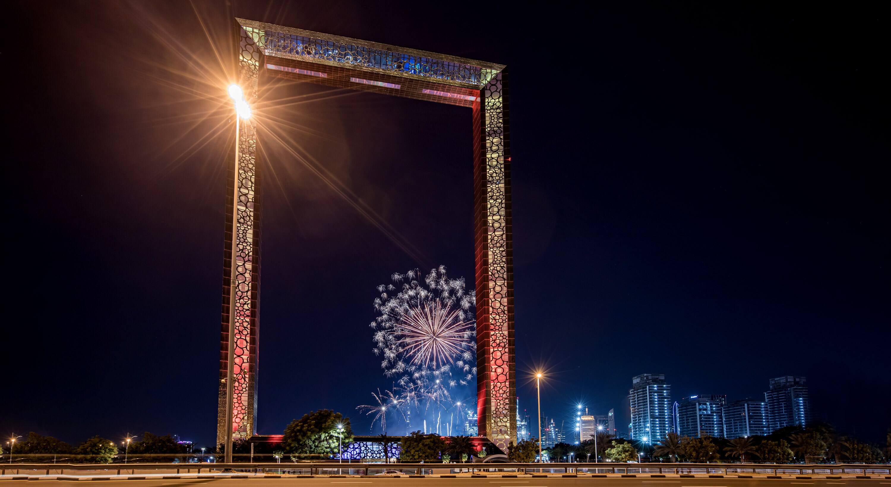 Dubai Frame: 5 Fascinating Facts and Figures | Visit Dubai