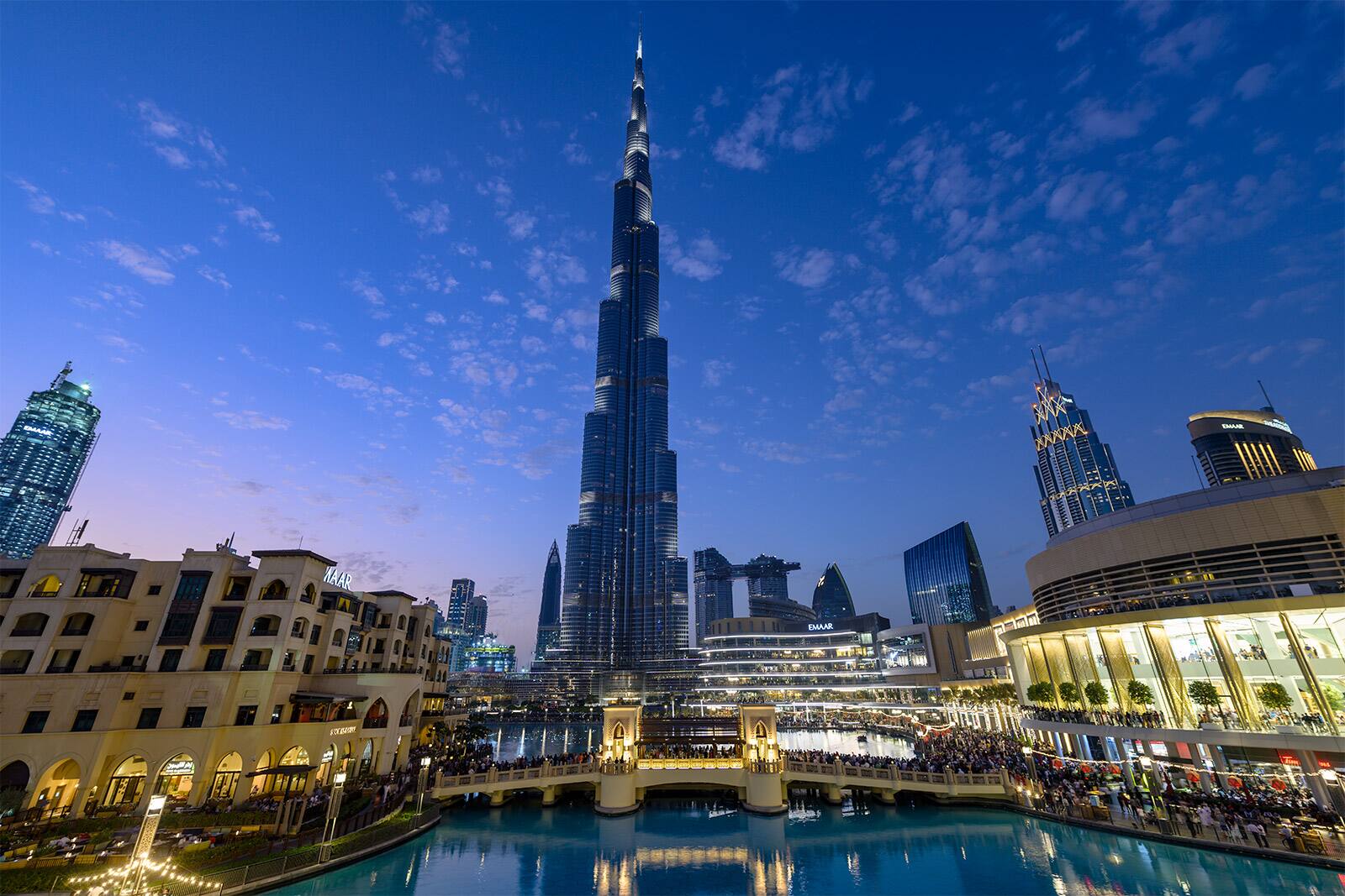 Burj Khalifa Outside View
