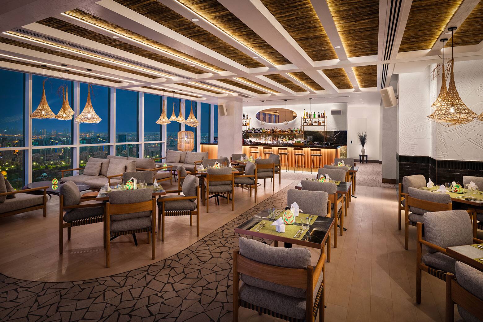 The Best Dubai Hotels with Rooftop Pools | Visit Dubai